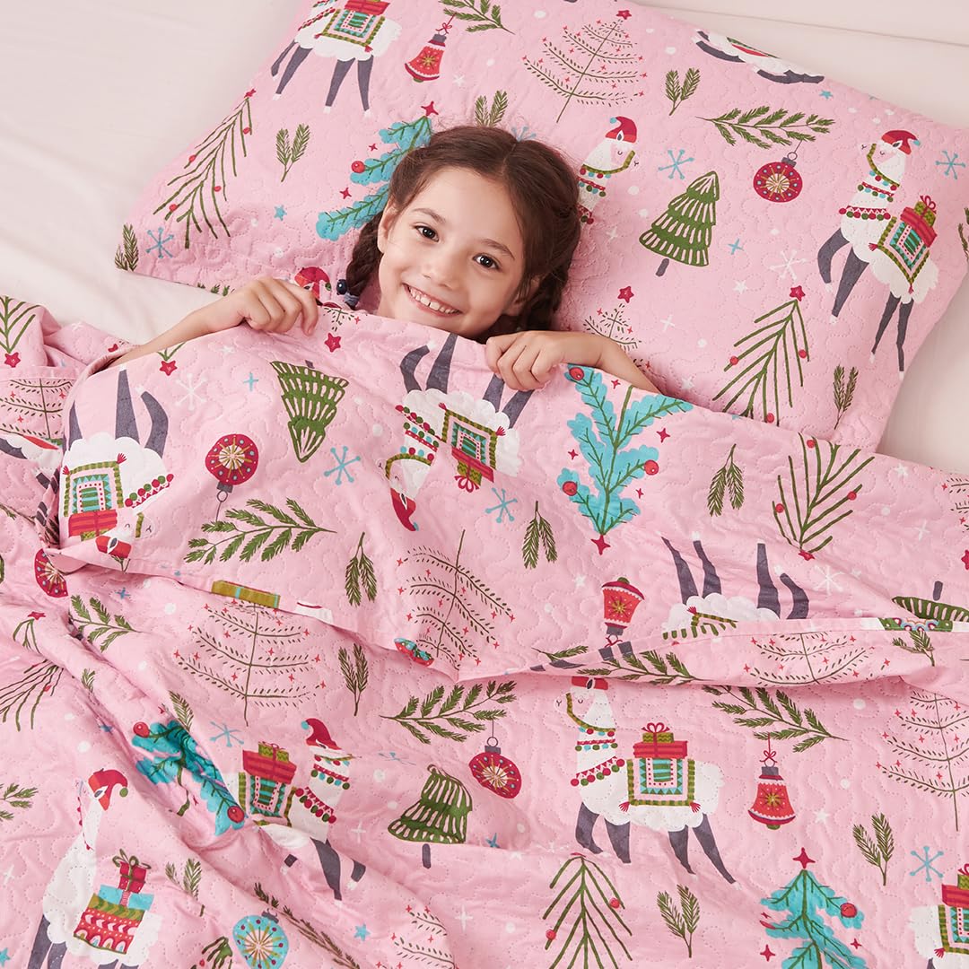 Christmas Bedspread Coverlets Twin Size Girls Quilt Set Xmas Pink Alpaca Bedding Kids Lightweight Bedspread Reversible Quilts Christmas Holiday Bed Cover Set，1 Quilt and 2 Pillow Shams