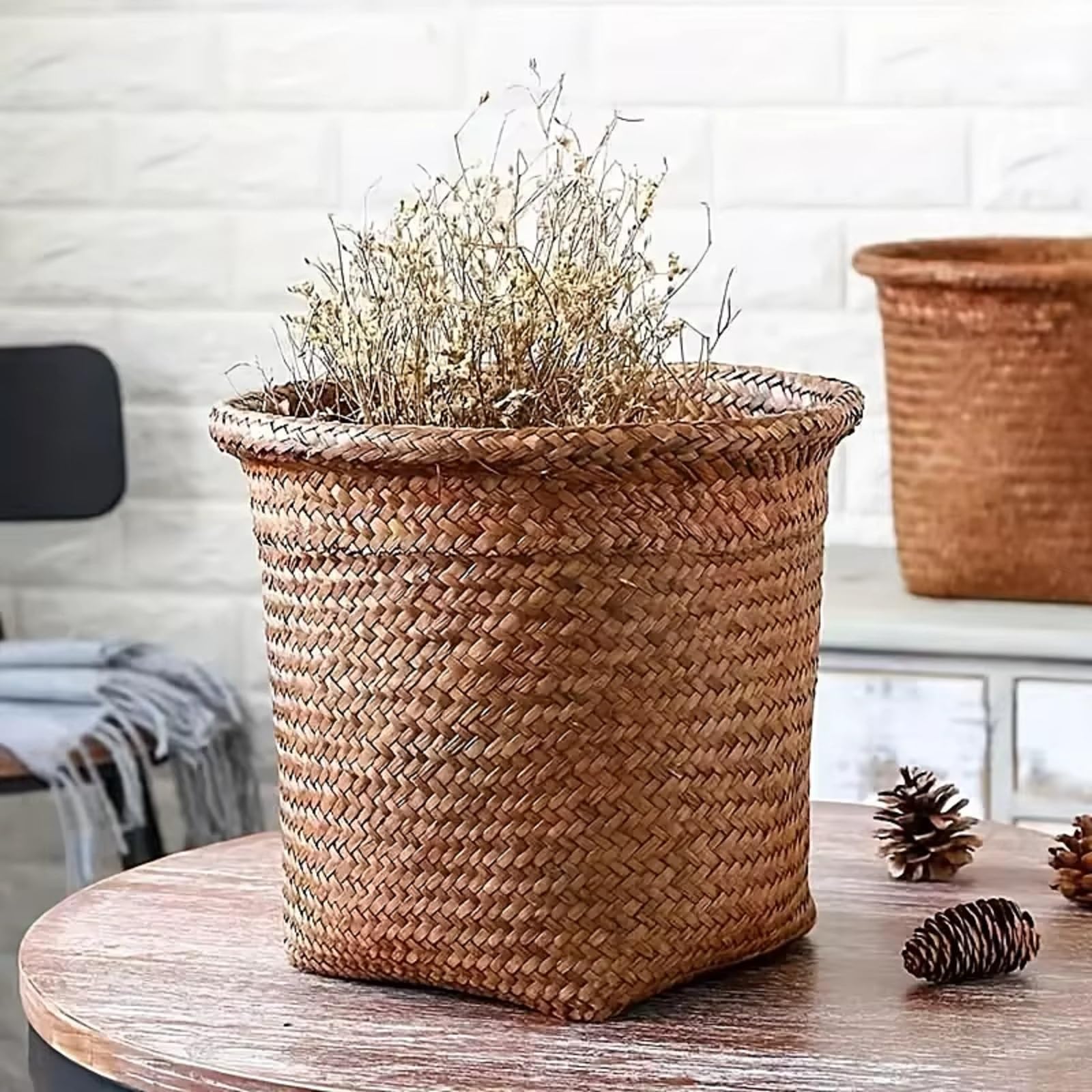 Generic Rattan Trash Basket Can,Woven Waste Storage Basket,Handmade Wicker Waste Basket Storage,Round Rattan Basket,Small Office Rubbish Cans for Bedroom Bathroom Kitchen Office Table