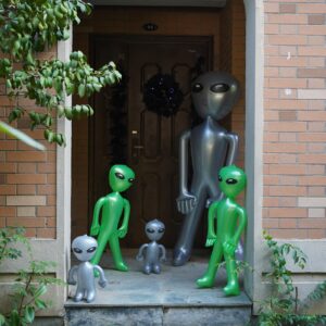 5Pcs Inflatable Alien, 3 Size Blow Up Aliens include 67"/ 35"/18", Alien Inflate for Halloween, Space Birthday Party