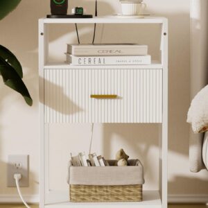 Veegle White Nightstand with Charging Station, Fluted Side Table with Drawer, Modern Bedside Table with Open Shelves for Living Room, Bedroom