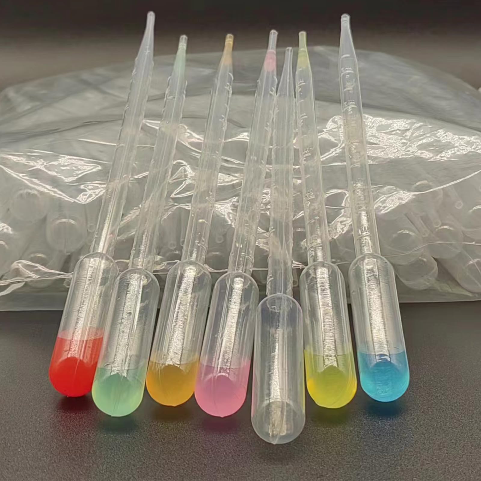 Pack of 100 5ML Disposable Pipettes Plastic Pipette Droppers for transferring Liquids, Oils, resins, Crafts, Essential Oil Mixing, Fish Tank Cleaning, Student Scientific Research Activities, etc.