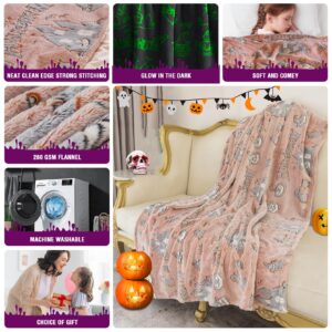 Halloween Blanket 50 x 60'' Pumpkin Plush Blanket- Soft Fleece Halloween Throw Blanket，Glow in The Dark Blanket for Kids & Home Decor (Orange)