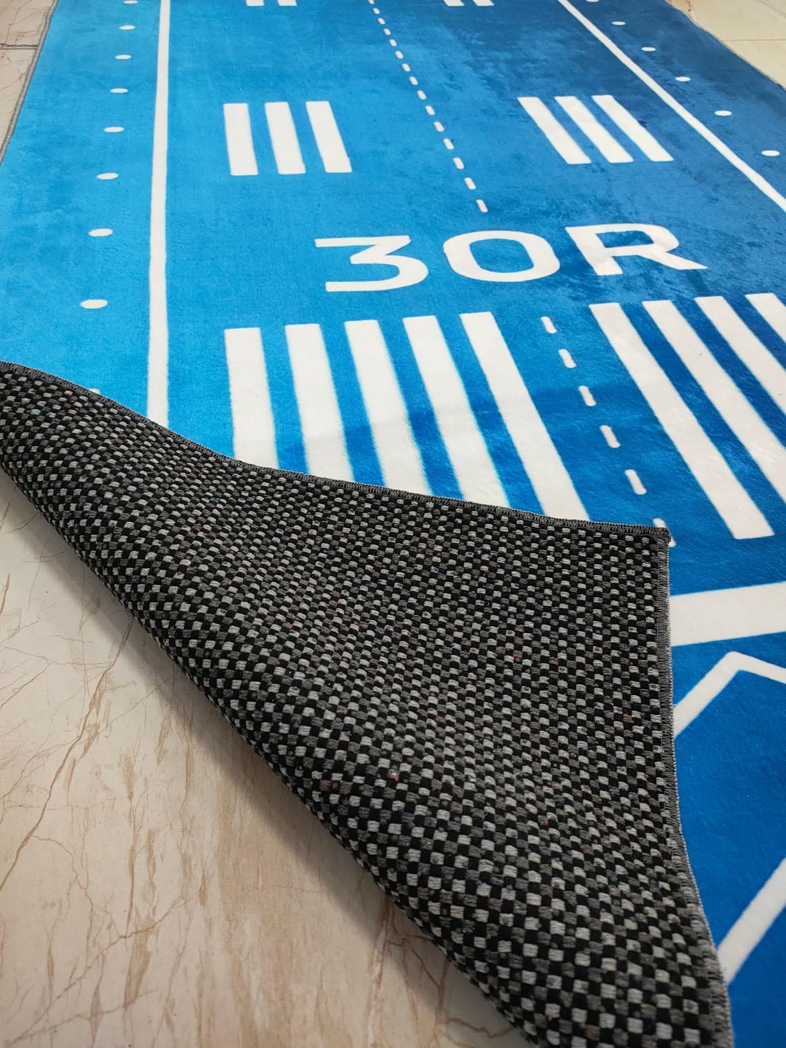 Generic Runway Rug,Track Rug,Aircraft Rug,Aviation Carpet,Airport Rug,Plane Rug,Runway Area Rug,Floor Area Rug,Racing Track Rug,Road Pattern Rugs RM1205.0 60x100Cm//23x39 inch