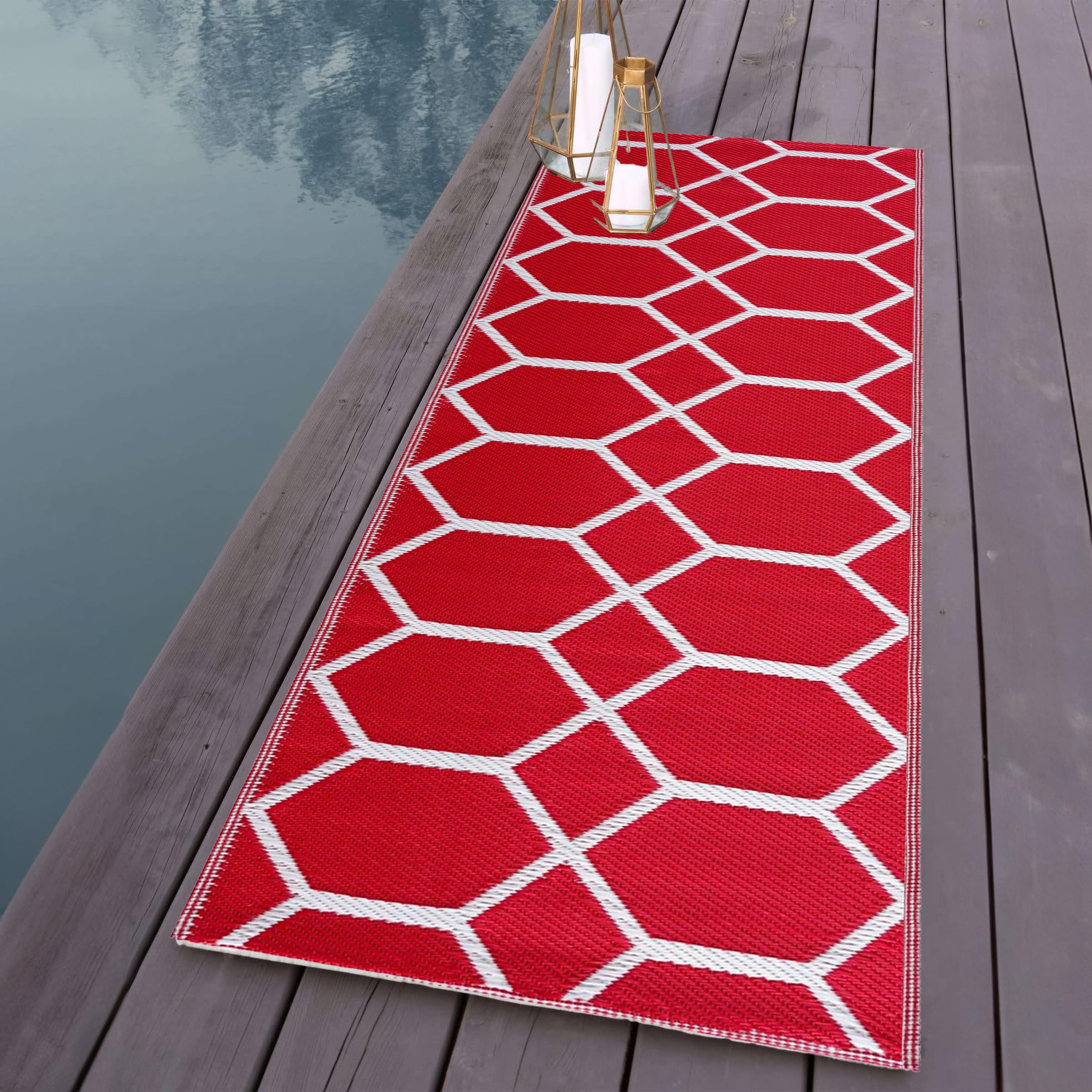 Outdoor Runner - Recycled Plastic Floor Runner Rug for Patio, Camping, Beach, Balcony, Porch, Deck - Weather, Water, Stain, Lightweight, Fade and UV Resistant - Miami- Red & White (2'4''x6')