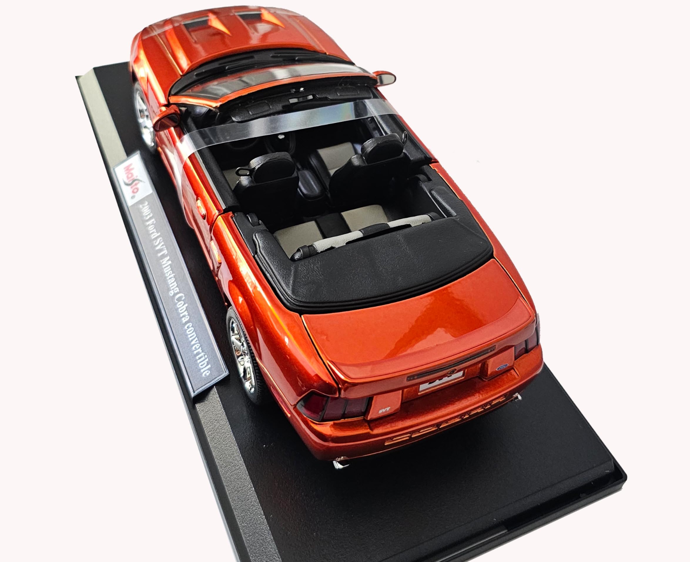 Maisto 2003 Ford SVT Mustang Cobra Convertible 1/18 Collection car Special Edition diecast 1:18