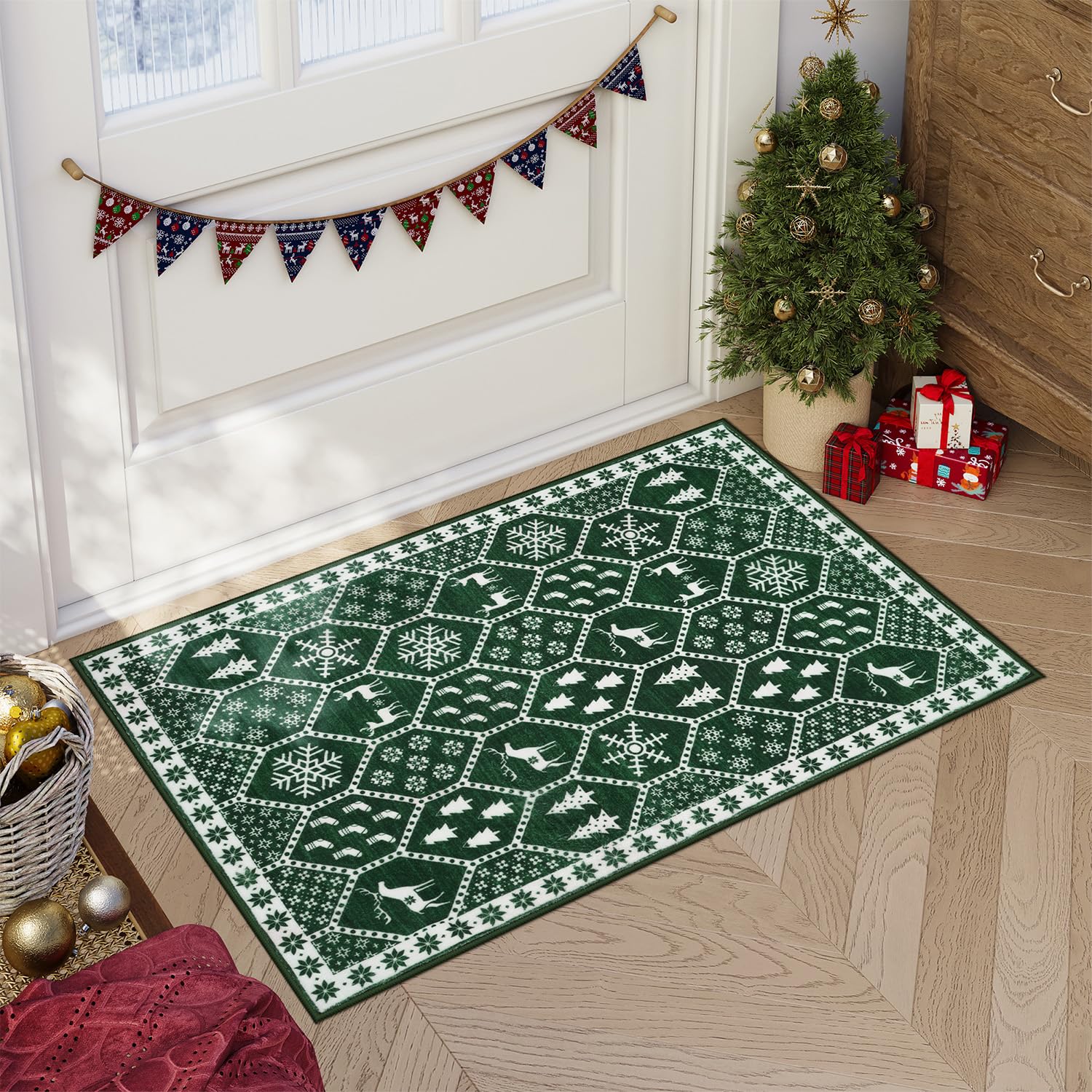 Seavish Christmas Front Door Mat 2x3 Green Bathroom Rug Low Pile Kitchen Rugs Non Slip Xmas Throw Rugs with Rubber Backing Washable Indoor Doormat Small Soft Decor Rugs for Entryway Porch Bedroom