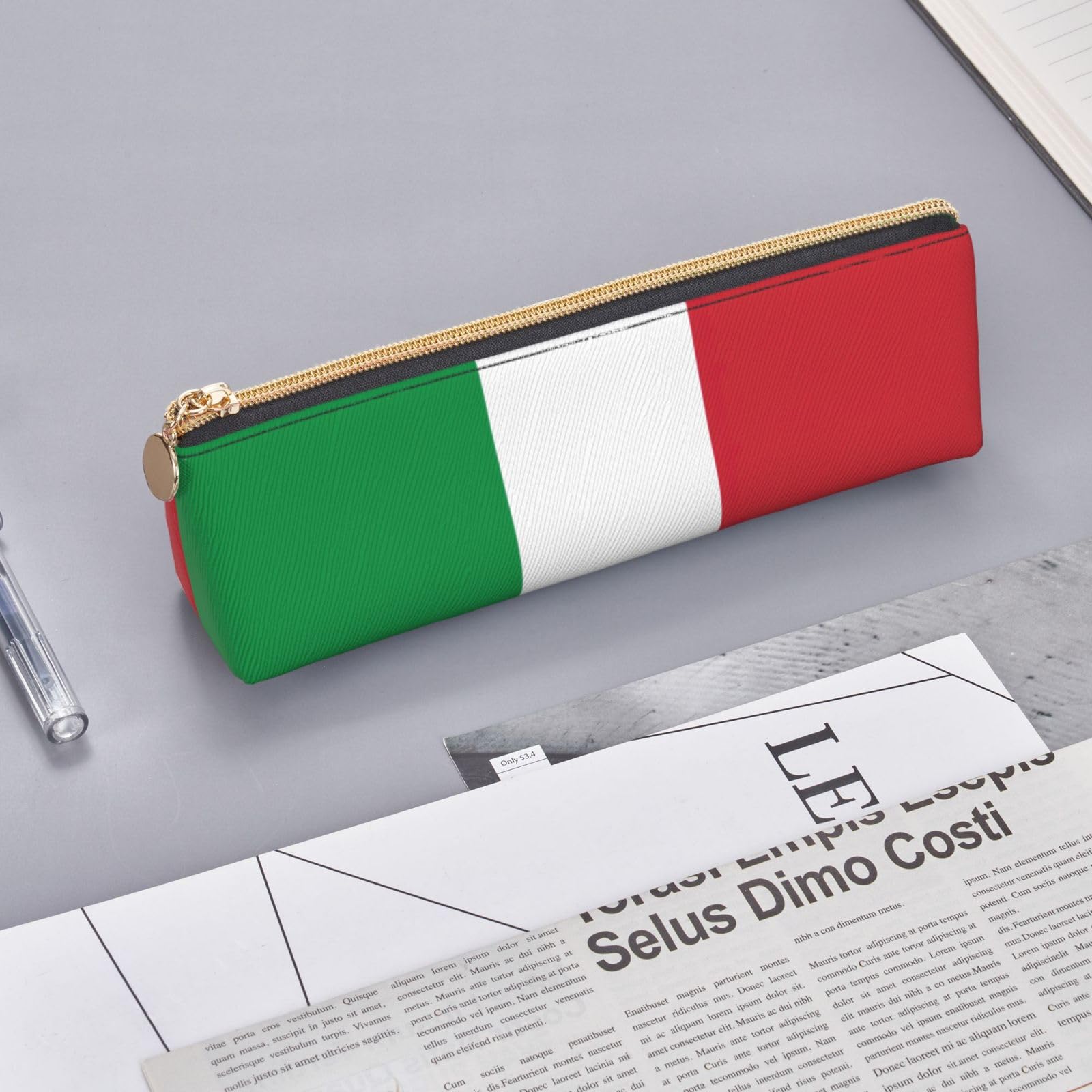 JIPOFD Italian Flag Creative Triangular Leather Pencil Case Is Light And Convenient With Large Storage Capacity