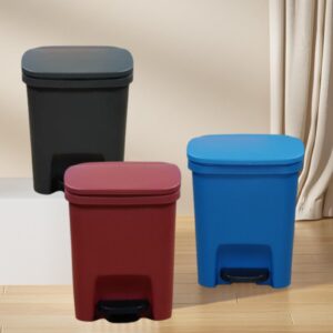 10l Trash Can Step-On Trash Can with Lid Plastic Kitchen Waste Bin Odor Protection Hands Free with Garbage Bag Rings (D)