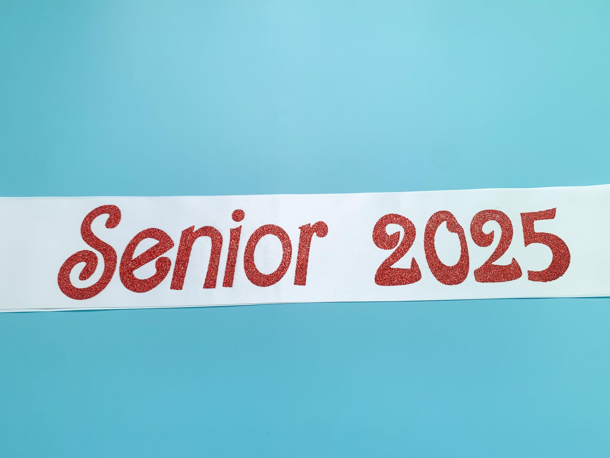 Conggluuo Senior 2025 Sash,Senior Sashes 2025 White Sash with Red Glitter Finally Graduated Cheerleader Graduation Sash for Graduation Party Supplies 2 Pack Senior Sashes White Red 2pcs