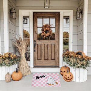 Twelve Studio Halloween Boo Doormat, Cute Spooky Ghost Dog Indoor Outdoor Welcome Mat, Washable Anti-Slip Rug for Entrance Kitchen Bathroom Halloween Decoration, 2’x3' Pink White Checkerboard