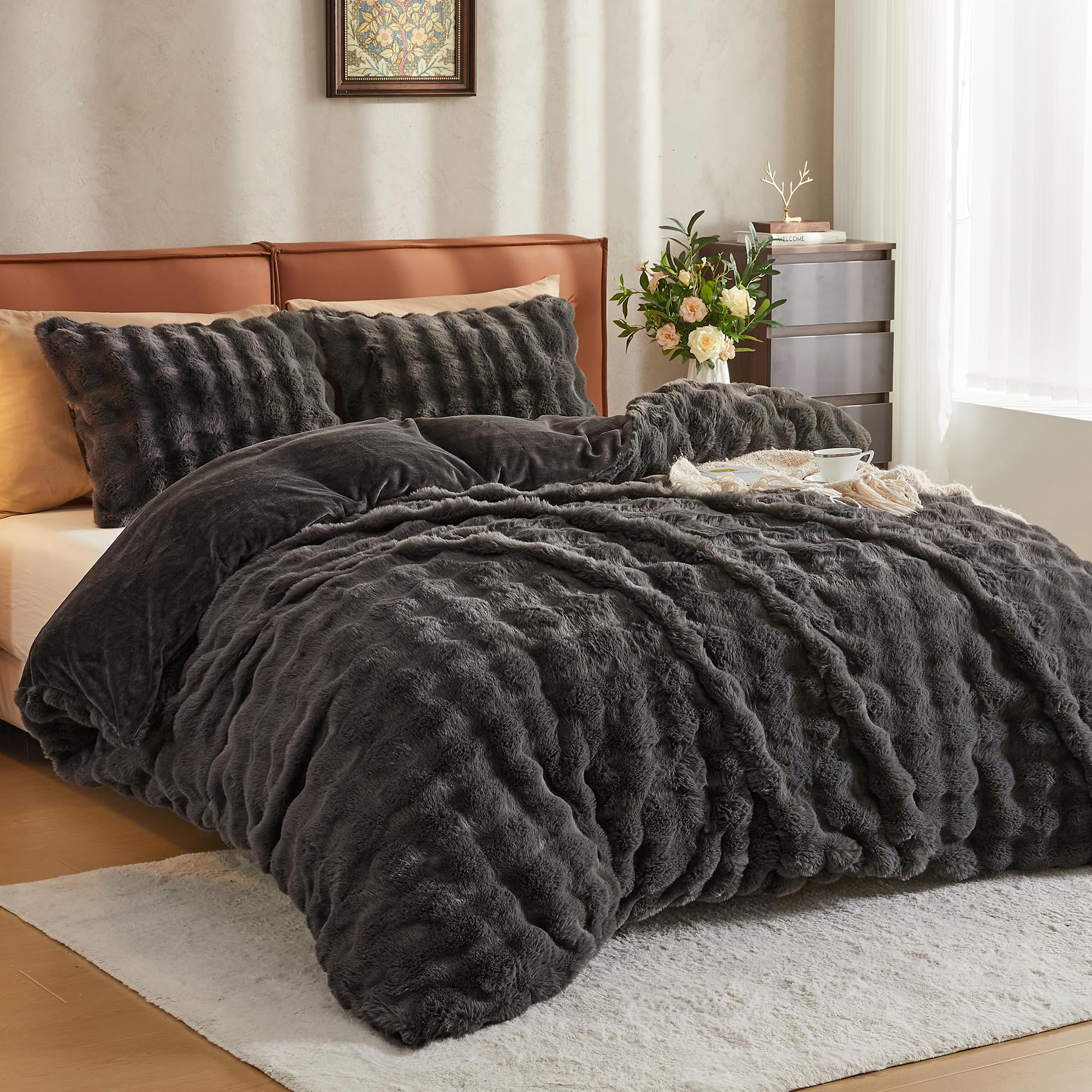 JELLYMONI Grey Fluffy Duvet Cover Set King Size, Luxury Soft Faux Rabbit Fur Comforter Cover, 3 Pieces Cozy Plush Long Shaggy Fluffy Bedding Set with Zipper Closure, Comforter Not Included