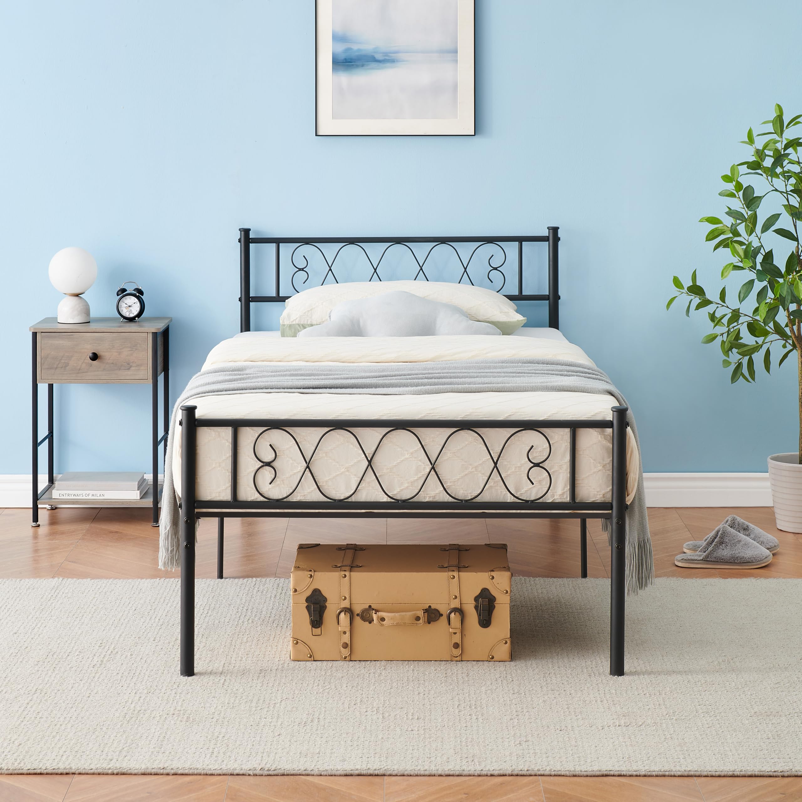 SUNNYFURN Metal Twin Bed Frame Metal Platform Bed Frame with Headboard and Footboard Classic Metal Bed Frame with Iron-Art Sweet Heart for Girls and Boys No Box Spring Needed Noise-Free