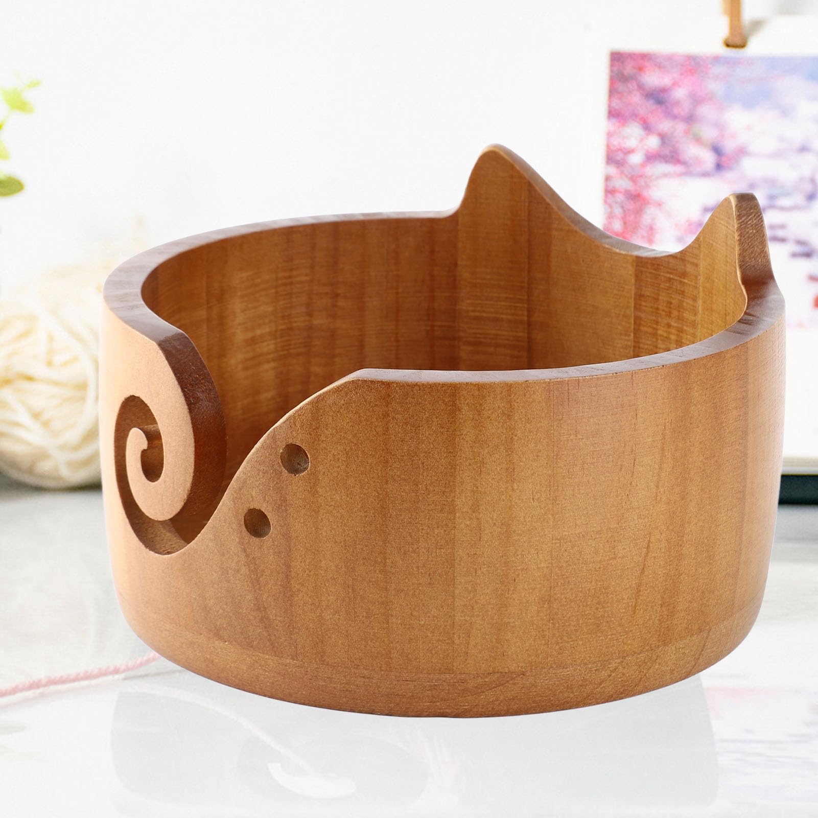 Sunicon Cat Yarn Bowl for Knitting, Wooden Cute Cat Shape Knitting Bowl Large Crochet Yarn Holder Crochet Dispenser Organizer for Knitting Crochet Enthusiasts (18x18x10cm)