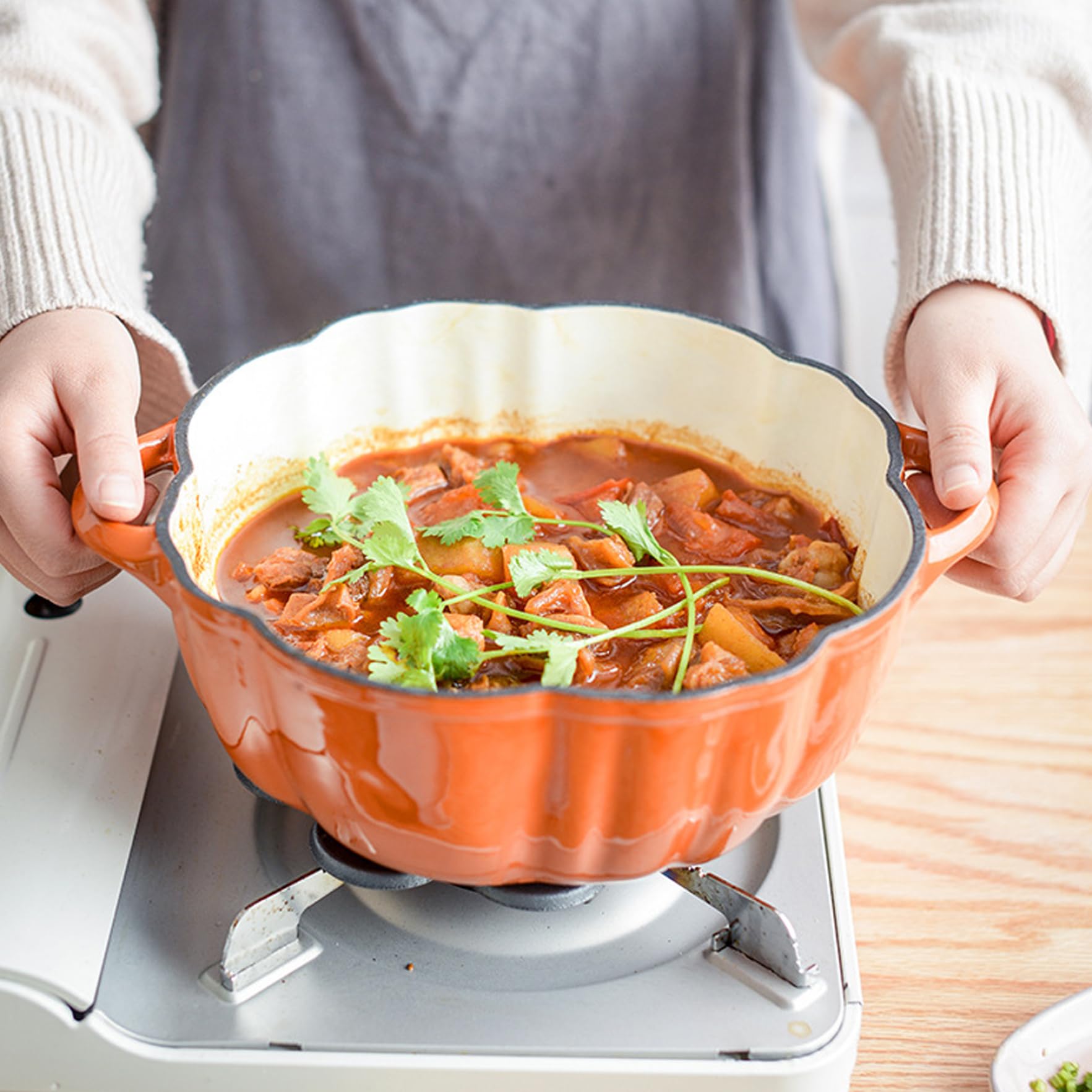 Kalastussaari Pumpkin Dutch Oven Pot with Lid & Handle 1.5L Non-Stick Enamel Pumpkin Dutch Oven Even Heating Universal Kitchen Pumpkin Pot for Stew Pumpkin Pot