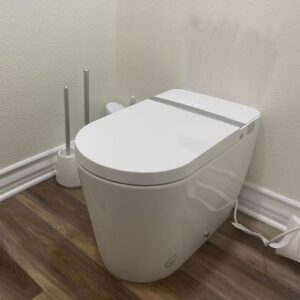 mirorotankless smart toilet with built-in bidet, heated seat, warm water and dry, with foot sensor and temperature display, auto flush, auto open & close lid, wireless remote control