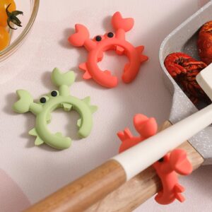 2024 New Silicone Crab Spoon Holder,Crab Shaped Silicone Spatula Rack,Crab Holder Spoon,Anti Scalding Kitchen Gadget,Crab Utensil Holder,Silicone Spoon Rest Clip,Utensil Holder For Pot (3, green)