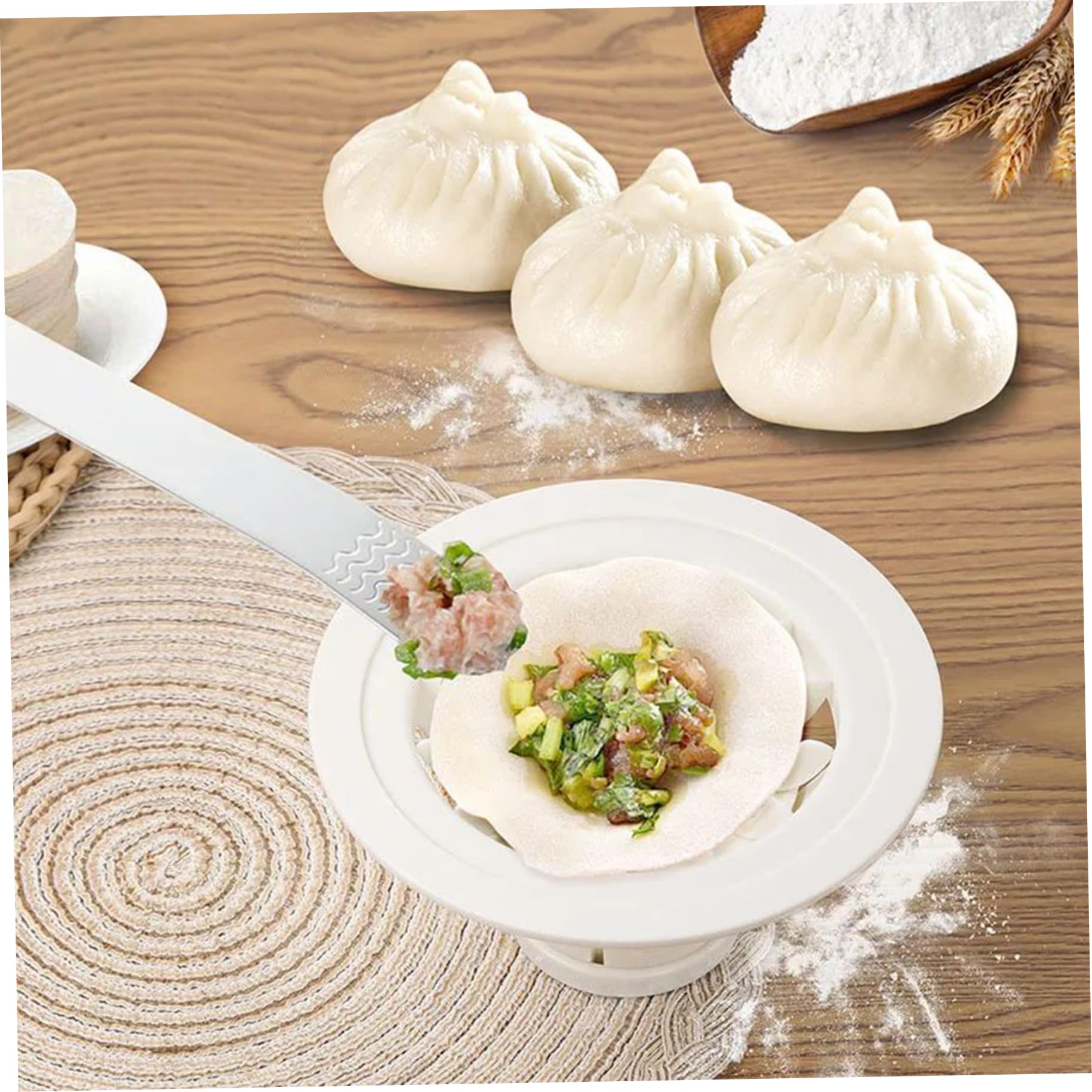 1PC Baozi Maker, 7 x 7 x 4 Inch Reusable Bun Momo Maker, Food-Grade ABS Bun Dumpling Maker, Portable Kitchen Tool Gadgets for Homemade Bao Buns, Cooking Tools for Home Kitchen