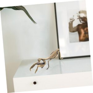 HOLIDYOYO Animal Statue Decor Feng Shui Ornaments Praying Mantis Figurine Creative Mantis Ornament Bead Lanyards for Women Good Luck Figurine Face Stencils Desktop Mantis Miniature Copper