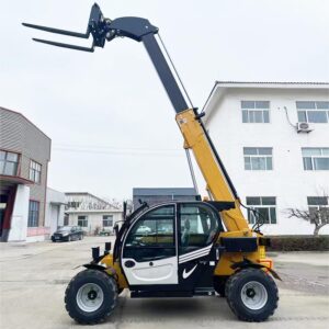 versatile telescopic boom handler for construction and landscaping