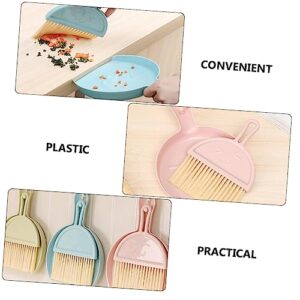 GOOHOCHY 4 Sets Desktop Fan Broom Portable Brush Mini Household Cleaning Supplies Table Handy Brush Handheld Broom Small Pan Table Cleaner Tool Small Broom Desktop Broom Dust Pan Plastic