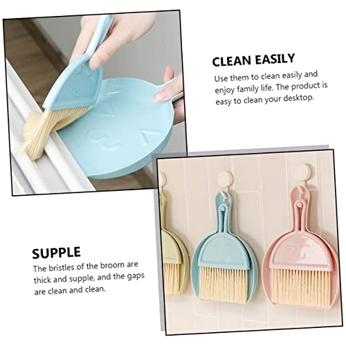 GOOHOCHY 4 Sets Desktop Fan Broom Portable Brush Mini Household Cleaning Supplies Table Handy Brush Handheld Broom Small Pan Table Cleaner Tool Small Broom Desktop Broom Dust Pan Plastic