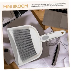 Amosfun 1 Set Mini Broom Dustpan Desktop Dustpan Car Gaps Brush Car Broom Table-top Cleaning Brush Table Whisk Brooms Table Top Brush Small Broom Dustpan Desktop Cleaning Broom Pp