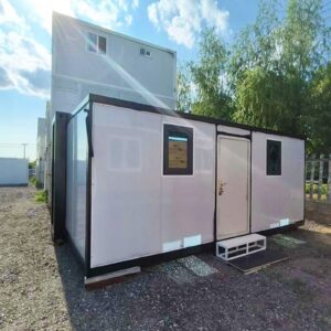 luxury 40ft prefabricated container home–expandable and foldable design with 3 bedrooms, ideal for temporary accommodations and recreational use in various locations