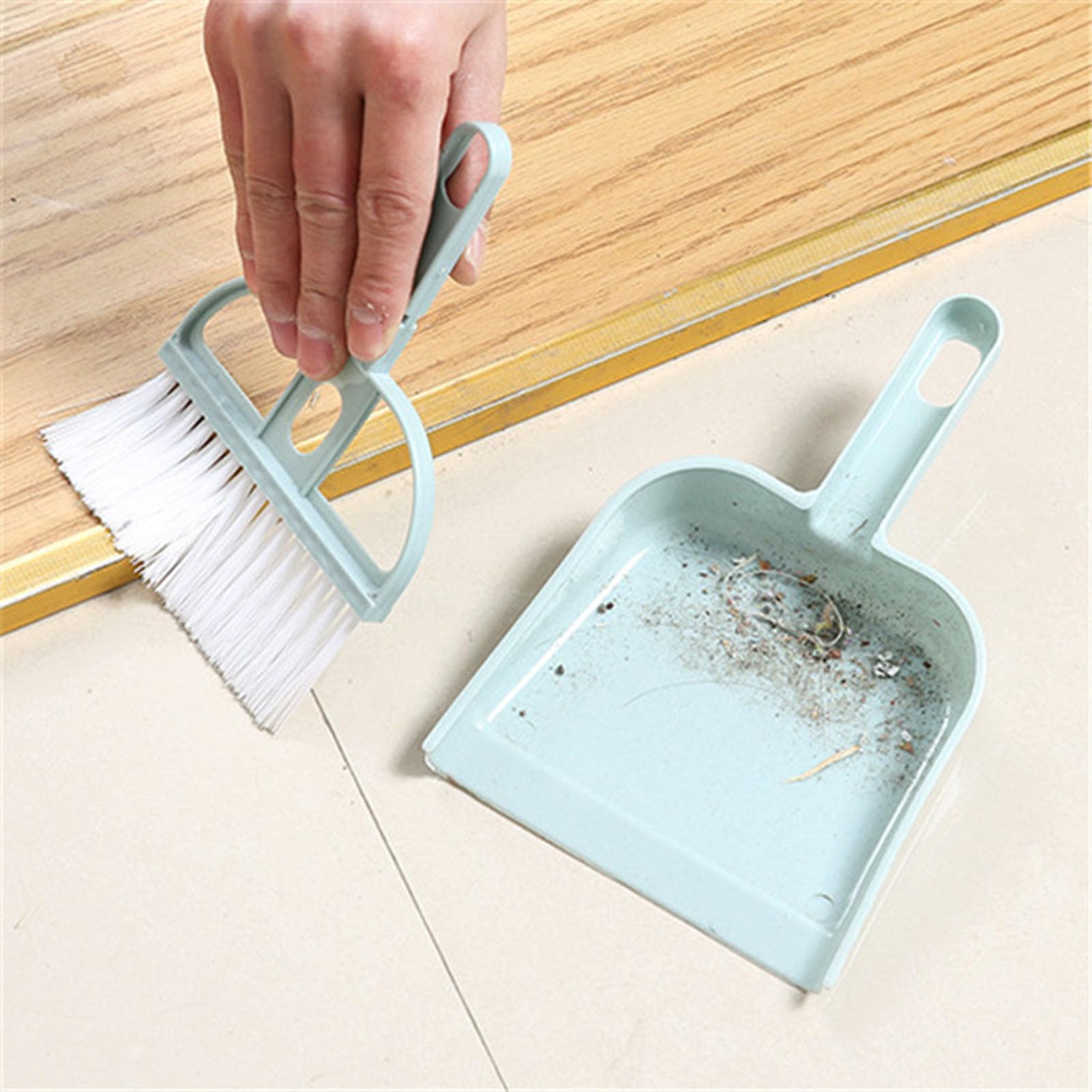 Small Broom and Dustpan Set, Portable Table Top Handheld Mini Dust Pan and Soft Bistle Brush Set, Multifunctional Practical Cleaning Tools for Table, Countertop, Keyboard