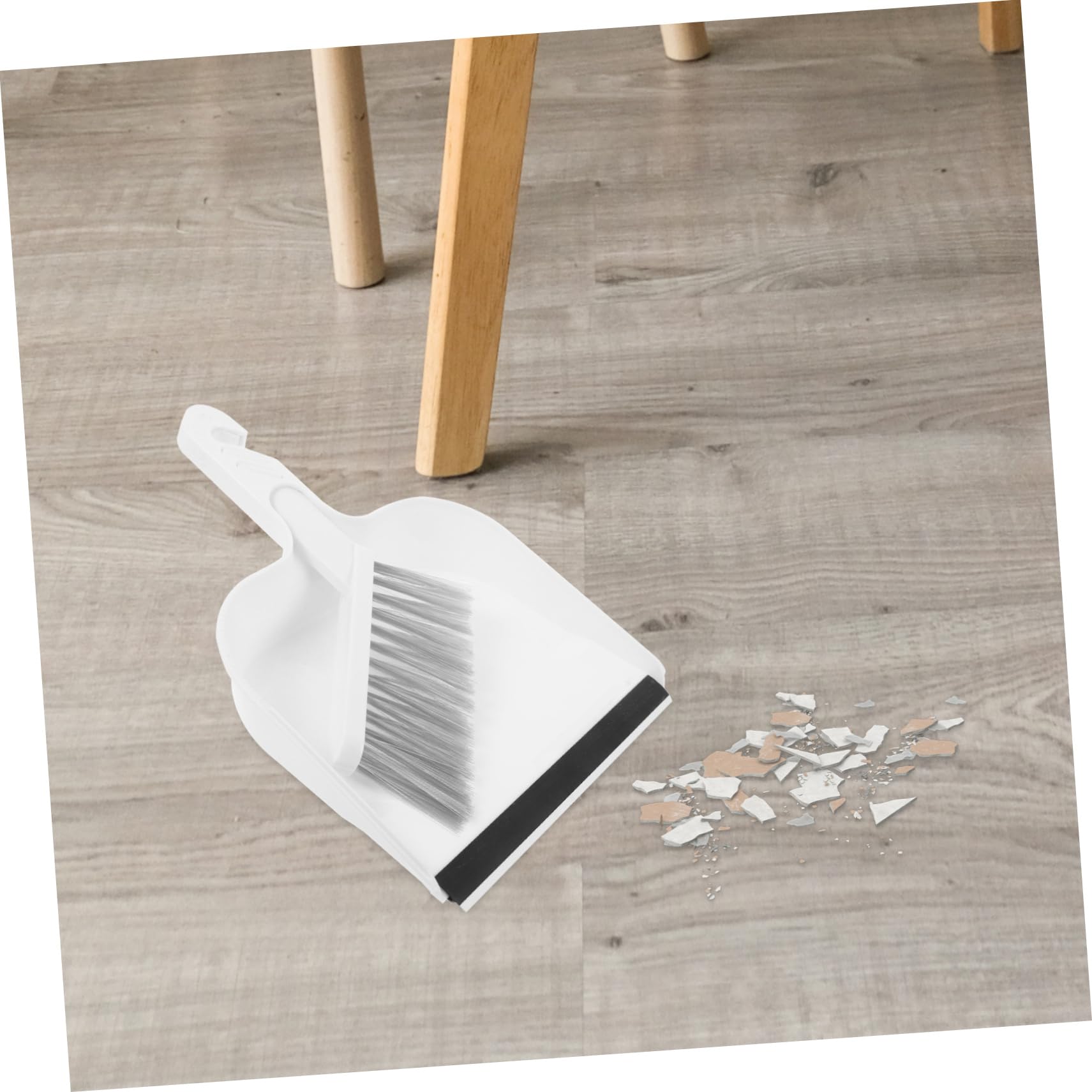 HAPINARY 1 Set Mini Table Broom Mini Cleaning Tool Desktop Waste Cleaning Tool Whisk Broom Small Household Dust Pan Cartoon Broom Portable Mini Dustpan Keyboard Dust Remover White Plastic