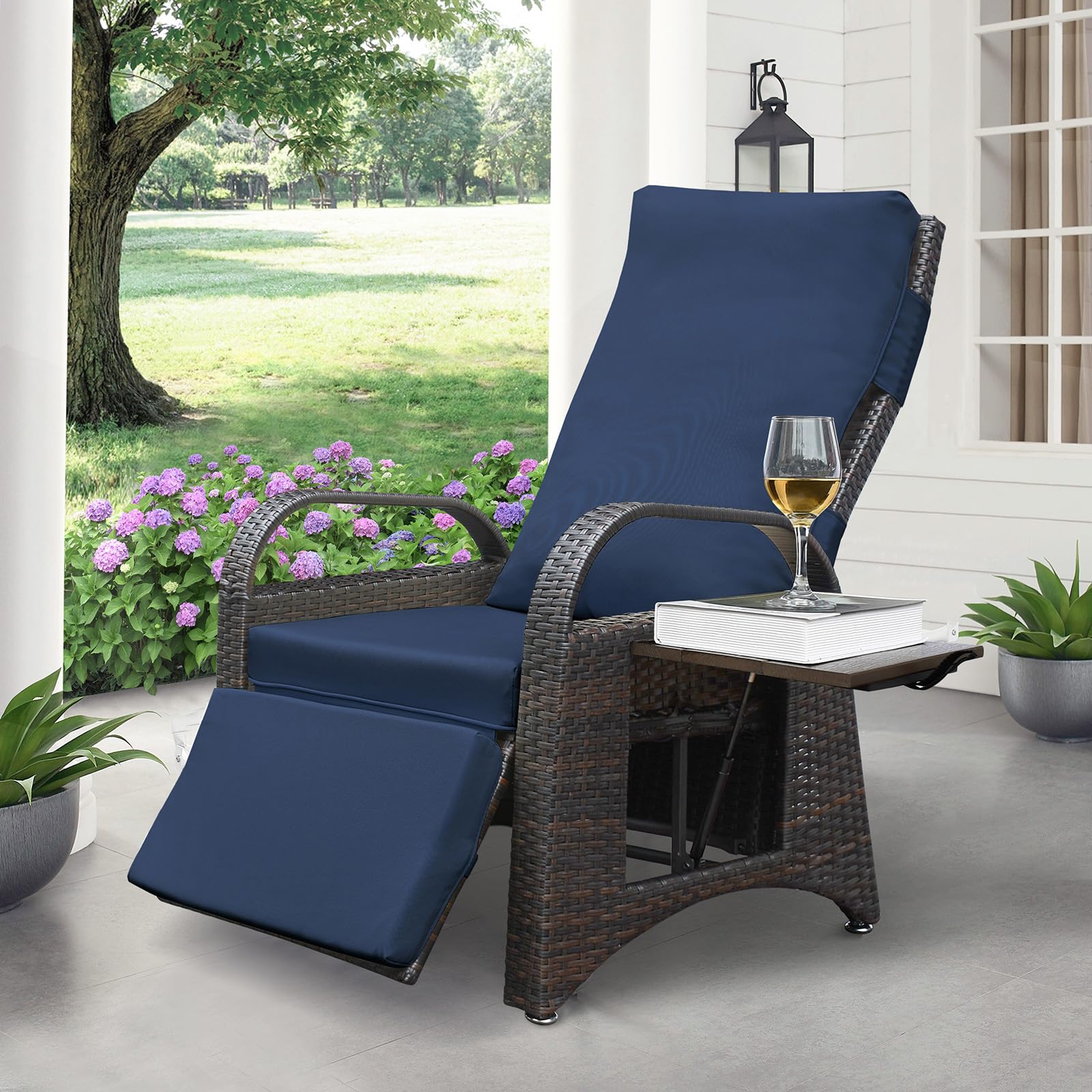 Comfortable Leisure Recliner Chair, Wicker Suitable for Multi-Scene Use for Garden Relaxation, Adjusted from Multiple Angles, Ergonomic Design Multi-Functional Chair (Brown+NavyBlue)