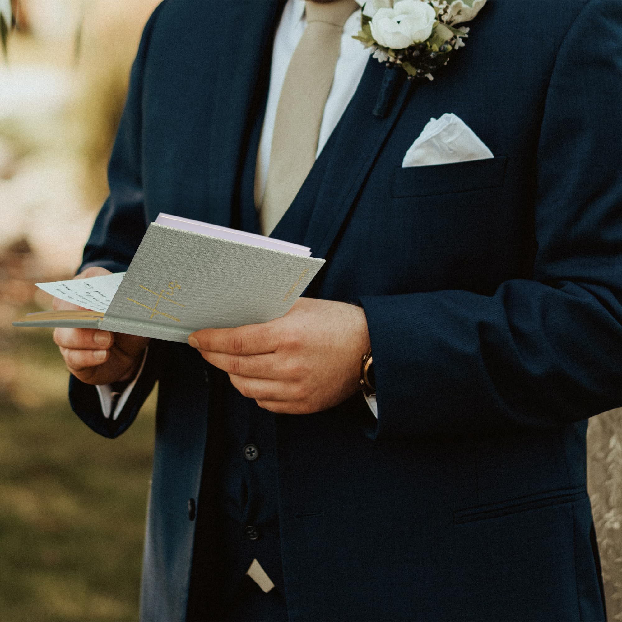 Elegant Linen Wedding Vow Books With Gold Foil Lettering - Perfectly Sized His and Hers Vow Books With Plenty Of Pages To Write Whatever is on Your Heart - A Beautiful Addition For The Wedding Day