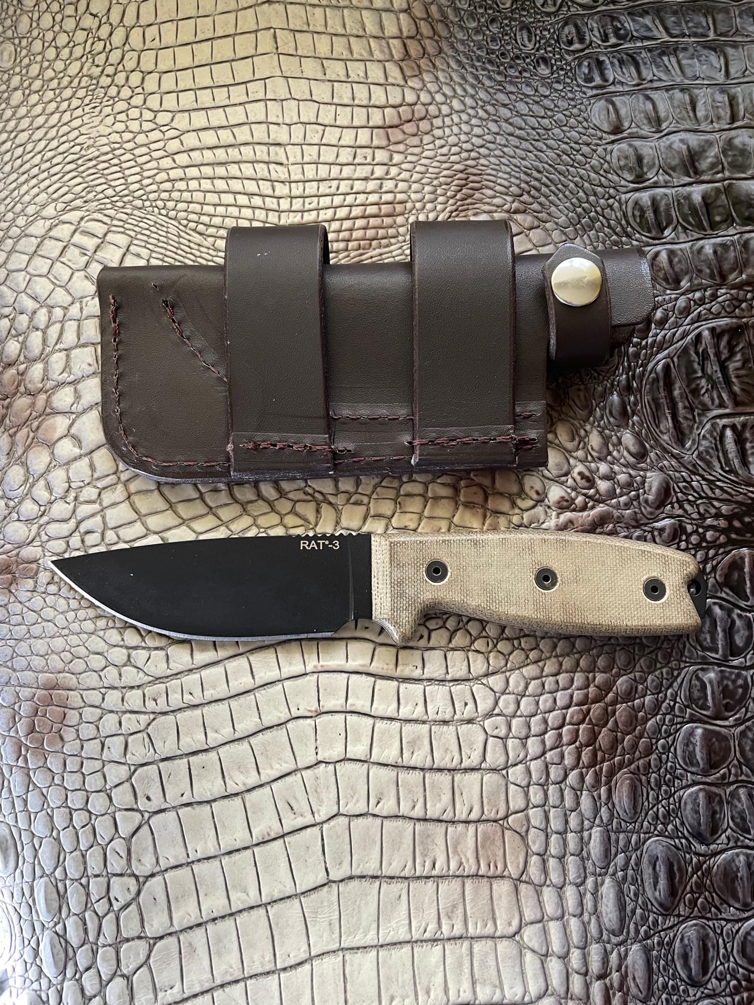 Carl Thomas Leathers Custom Made Horizontal Knife Sheath Made to Fit ONLY The Ontario Rat 3 or Esse 3 Knife. Can be Worn on Either Side. Knife NOT Include.