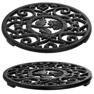 Coloch 2 Pack Cast Iron Trivet with Pegs, 4.6 Inch Round Metal Trivet with Vintage Patterns Rustproof Hot Pot Holder Pads for Serving Hot Dishes, Pans, Pots, Tea Pots, for Kitchen Counter Top, Black