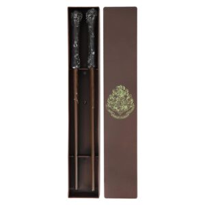 Paladone Harry Potter Wand Chopsticks in Box | Includes 2 Chopsticks & Storage Case | Practical & Magical Harry Potter Dinnerware Gift For Fans