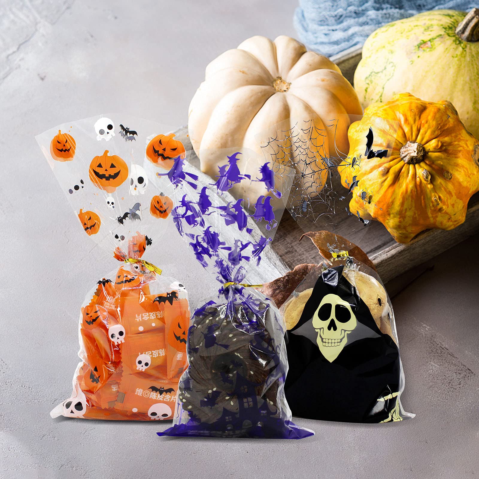 150PCS Halloween Treat Bags Halloween Cellophane Treat Bags with Twist Ties for Halloween Party Favor Supplies