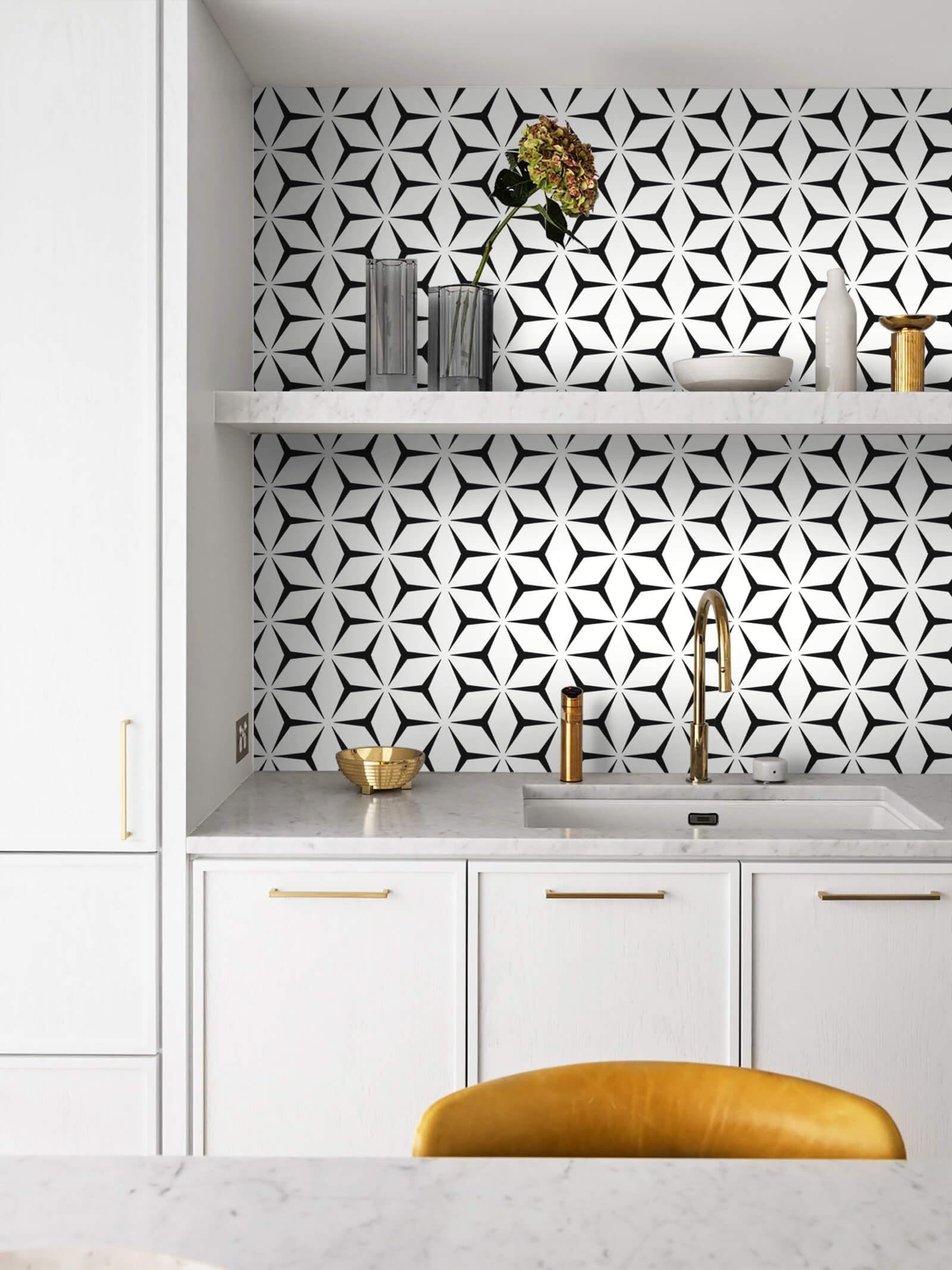 Heroad Wall Paper Peel and Stick Modern Black and White Wallpaper Peel and Stick Boho Geometric Contact Paper for Cabinets and Drawers Renter Friendly Self-Adhesive Removable Waterproof 17.7” x 118”