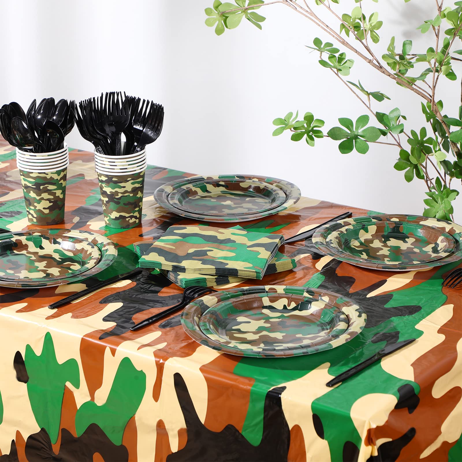 Mixweer Camouflage Plastic Tablecover Camo Tablecloth, 54 x 108 Inch Disposable Camo Table Cloths for Parties Camo Party Table Covers for Hunting Birthday Camo Party Decorations Supplies (3 Pcs)