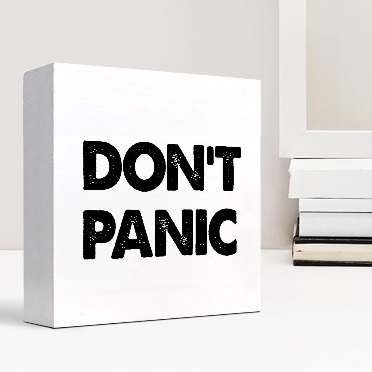 Don't Panic Wood Block Sign Desk Decor,Rustic Inspirational Wooden Box Plaque Sign Desk Decor for Home Bedroom Living Room Office Book Club Shelf Table Decor Decorations