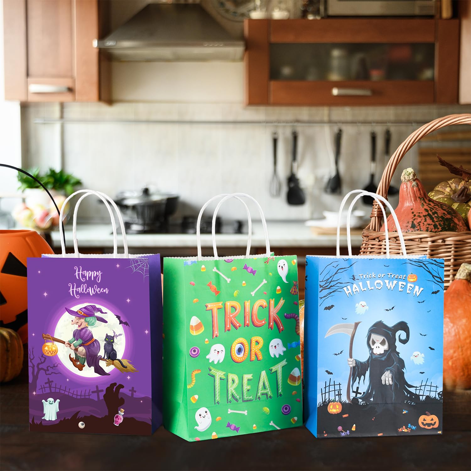 PINWATT 24Pcs Halloween Paper Gift Bags with Tissues - Halloween Goodie Bags with Handles Trick or Treat Candy Bags for Kids Party Favor