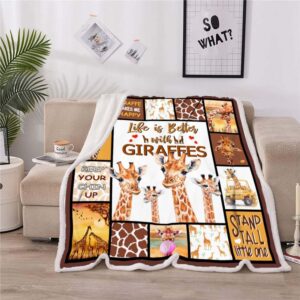 Juirnost Giraffe Blanket Giraffe Fleece Throw Blanket for Women, Men and Kids Just A Girl Who Loves Giraffes Blanket 50" x 60" Cozy Fleece Throw Blanket Best Gift Home Decor for Bed Couch Outdoor