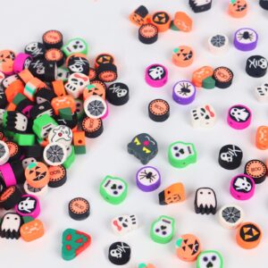 MAIOUSU STORE 200PCS Random Halloween Polymer Clay Beads Heishi Spacer Beads Fall Halloween Clay Bead Set Assorted Pumpkin Ghost Spider Bat Clay Beads for Bracelet Necklace Earring DIY