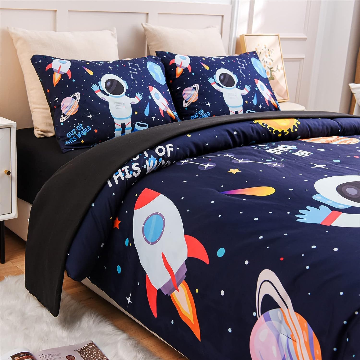 Meeting Story 5Pieces Universe Space Themed Comforter Set Planet Astronaut Rocket Galaxy Printed Pattern Quilt Bedding Set for Kids Girls Boys Children Room Decor (Black,Twin 5pcs)