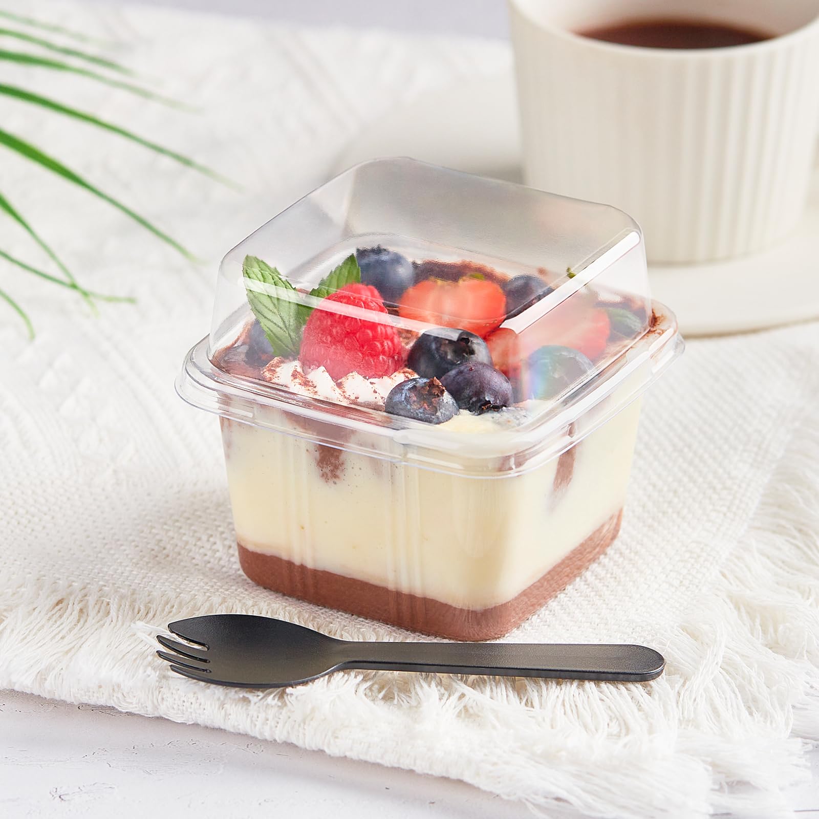 Kucoele 50 Pack 8 oz Plastic Dessert Cups with Lids and Sporks, Clear Square Cake Cups Dessert Containers for Pudding Parfait Fruit Yogurt and Shortcake