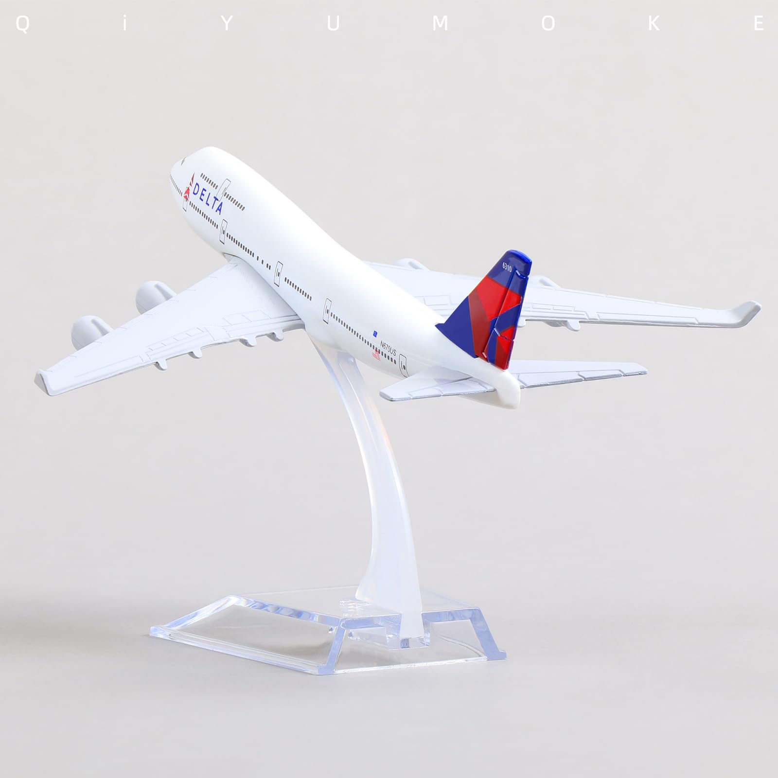 QIYUMOKE 1/400 Delta Plane 747 Model Diecast Metal Airplanes Model kit with Stand (6 inches) Boeing 747 Airlines Model Plane for Aviation Enthusiasts Gift, Desktop Display Decorations