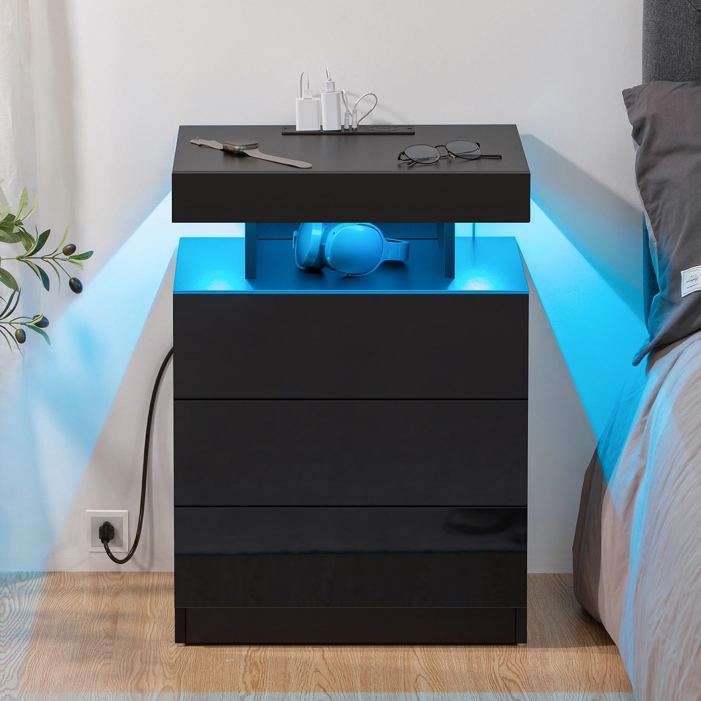 HOMMPA LED Nightstand with Wireless Charging Station & USB Ports, 3 Drawer Night Stand with LED Light RGB Adjustable Brightness, Smart Nightstand High Gloss Bedside Table for Bedroom Black