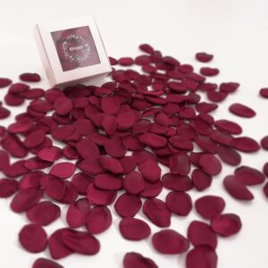 karoro 300pcs silk rose petals burgundy flower petals for wedding flower girl basket aisle scatter dinner table centerpieces party bridal shower romantic night decoration