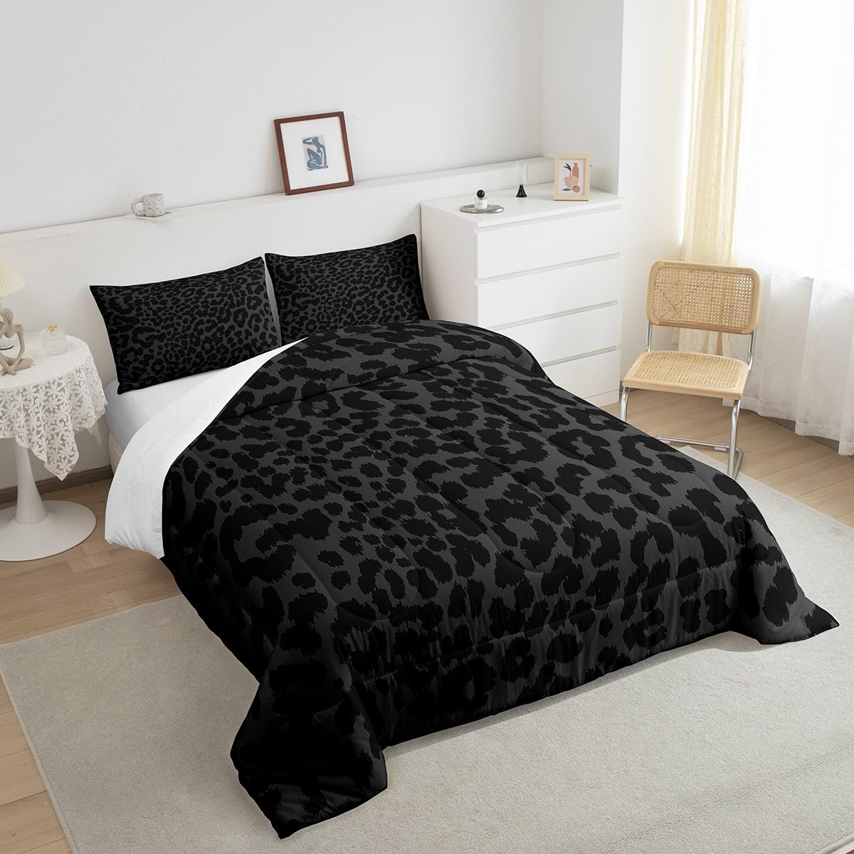 Manfei Leopard Print Comforter Set King Size,Abstract Cheetah Skin Texture Bedding Set,Kids Girls Beauty Woman Room Decor,Rustic Farmhouse Retro Down Comforter,Black Noble Duvet Insert,2 Pillowcases