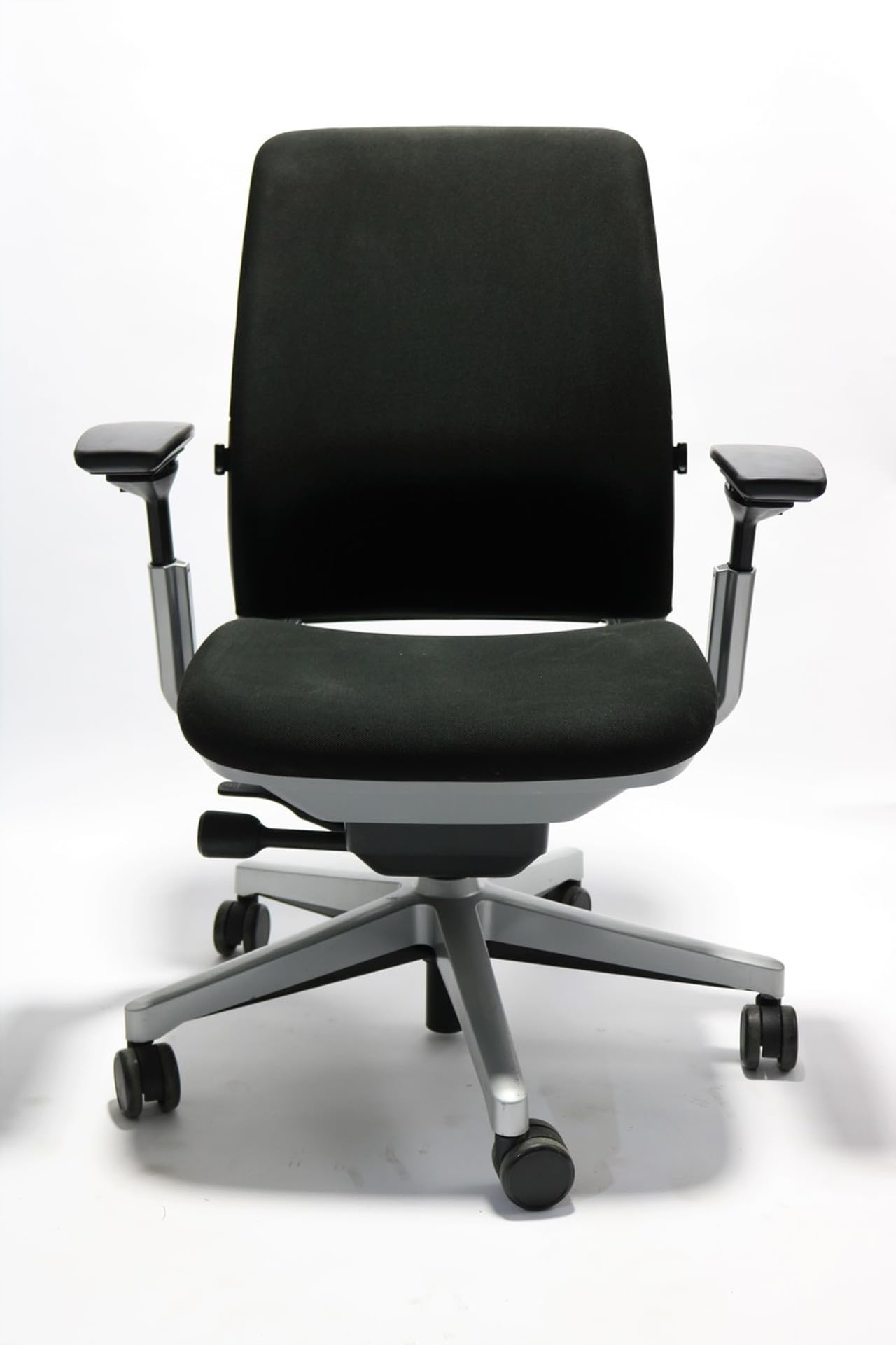 Steelcase Amia Chair (Renewed) (Black Fabric)