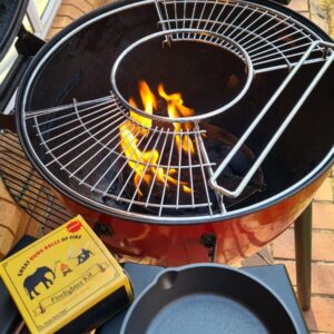 Lifespace Dutch Oven (African Potjie Pot) Braai Grill Ring for 22.5in Kettle Grill with 2 x Side Grids