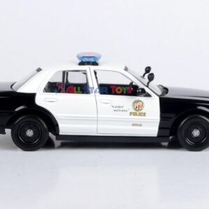 Motormax 2010 Ford Crown Victoria Police Interceptor LAPD Los Angeles Police Department 1/24 Diecast Model 76946 by All Star Toys